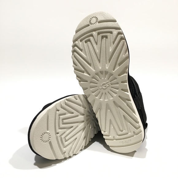 UGG Teva Collab | Shoes | Rare Ugg Teva Collab Hybrid Sports Boot Black ...